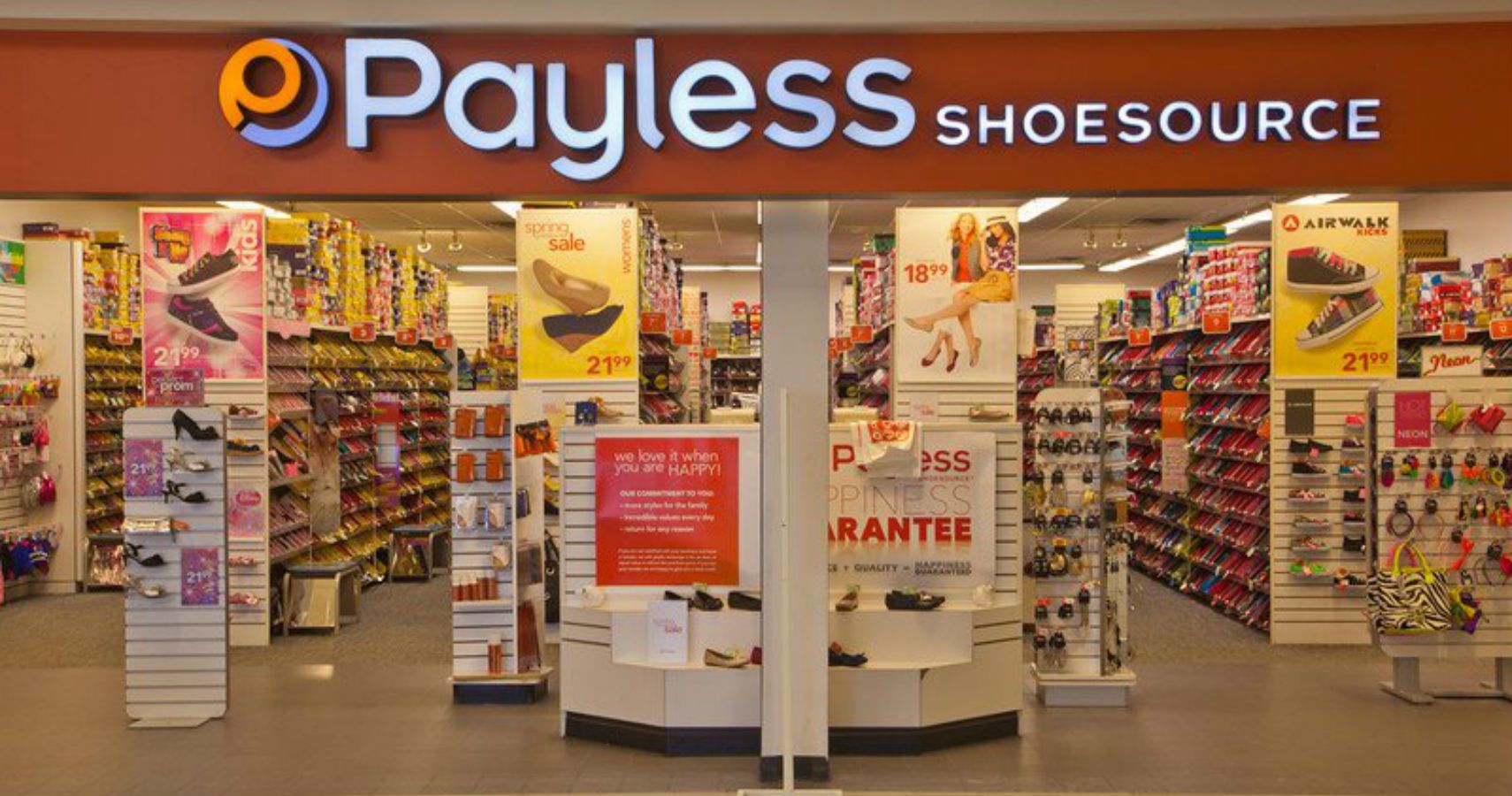 Arkansas Mother Buys All Shoes At Payless Store For Kids In Need